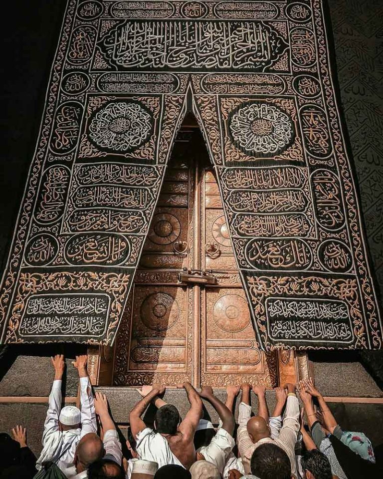 PANDUAN TAWAF: Niat, Cara & Bacaan Semasa Tawaf